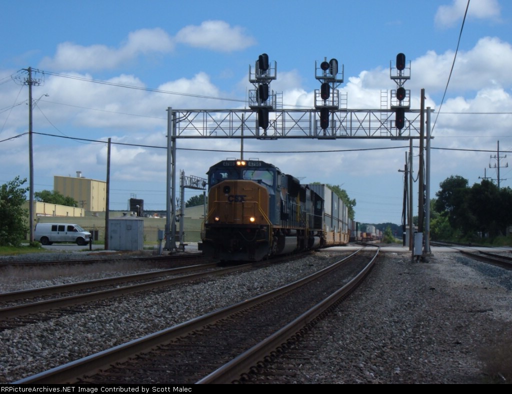 CSX 4798 & 8716